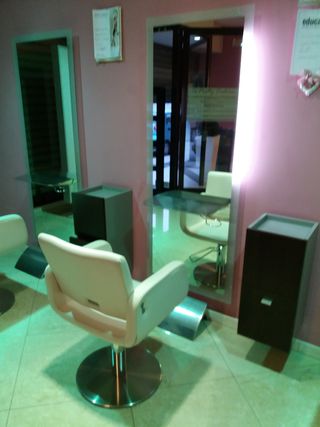 Specchi parrucchiere donna