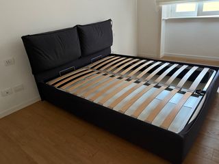 Letto matrimoniale con contenitore