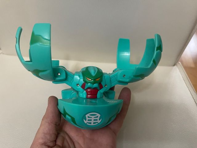 Bakugan XXL Ventus Fear Ripper Deka de segunda mano por 10 EUR en León ...