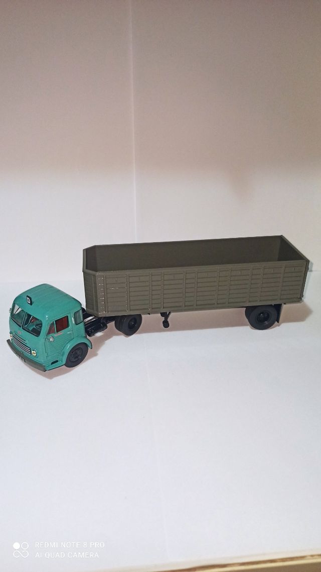 Ford SAF Cargo 1/43 de segunda mano por 20 EUR en Trijueque en WALLAPOP