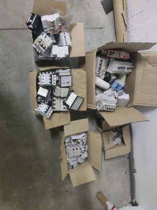 differenziali magnetormici vari a stock