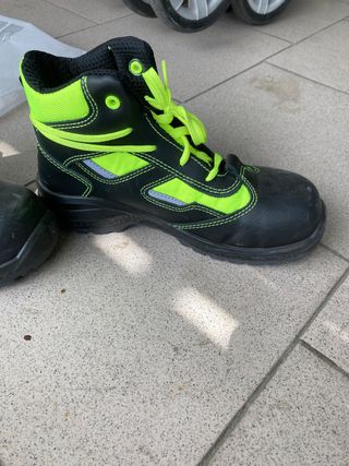 Scarpe antinfortunistiche 