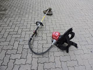Decespugliatore / tagliaerba HONDA 4 tempi a zaino