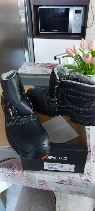 scarpe antinfortunistiche