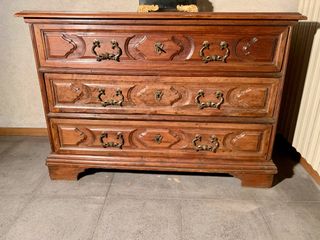 Antico cassettone canterano fine '700 rimaneggiato