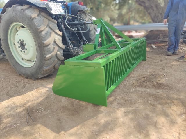 RASTRILLO PARA TRACTOR NUEVO AGRICULTURA de segunda mano por 1 EUR en ...