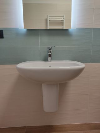 lavabo con semicolonna 