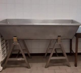 vasca acciaio inox 316 per salami salumi