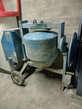 Betoniera Polieri250L