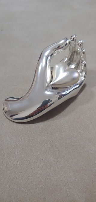 Marcello Giorgio statuetta Cuore in Mano