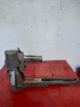 Graffettatrice pneumatica industriale