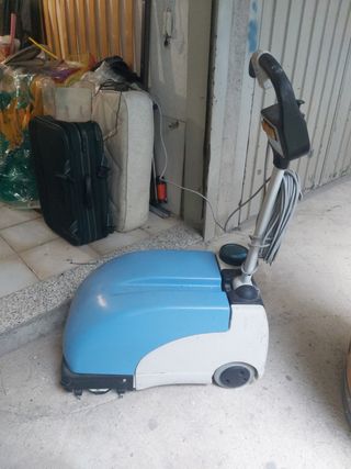 Lavapavimenti professionale dec 380