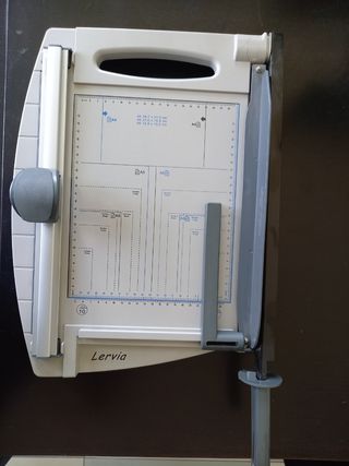 Taglierina LERVIA fino al formato A4 _ ULTIMO PREZ