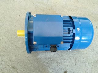 motore trifase 1,1kw
