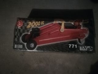 Cric idraulico a carrello 2T by LIDL