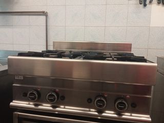 4 FUOCHI A GAS PROFESSIONALE 