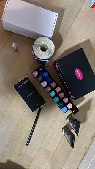 Kit ricostruzione unghie