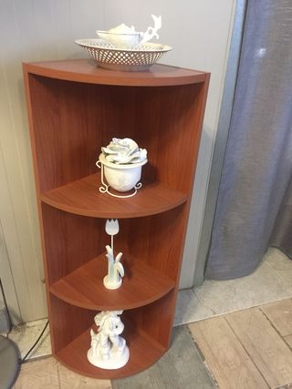 Angoliera in legno ciliegio