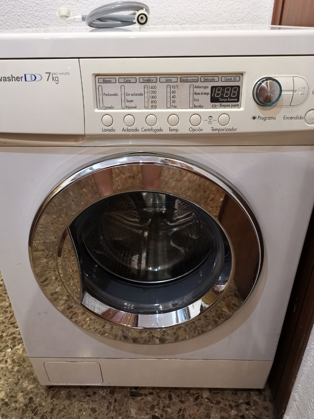 Lavadora LG Intellowasher DD 7 kgs de segunda mano por 200 EUR en ...
