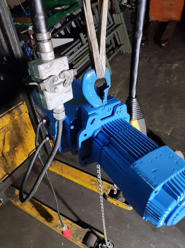 Polipasto DEMAG 60Metros de segunda mano por 900 EUR en Viladecans en ...