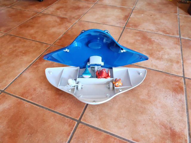 Juguete Maestro Raya. Buscando a Nemo. de segunda mano por 10 EUR en ...