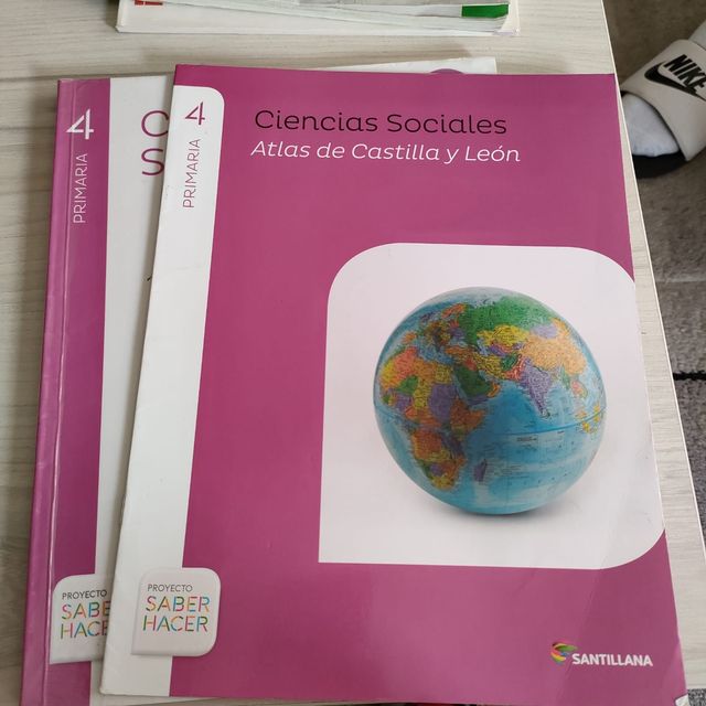 LIBRO DE CIENCIAS SOCIALES_4° PRIMARIA de segunda mano por 10 EUR en Zamora en WALLAPOP