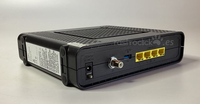 Módem Router cbn CG6640E d'occasion pour 10 EUR in Almócita sur WALLAPOP