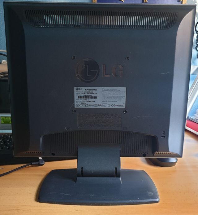 LG Flatron L1715S pantalla monitor ordenador de segunda mano por 25 EUR ...