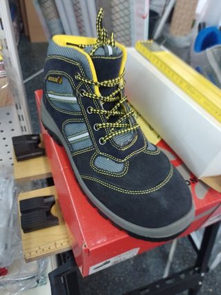 scarpe da lavoro morbide e comode