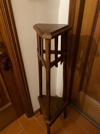Alzatina portavaso in legno