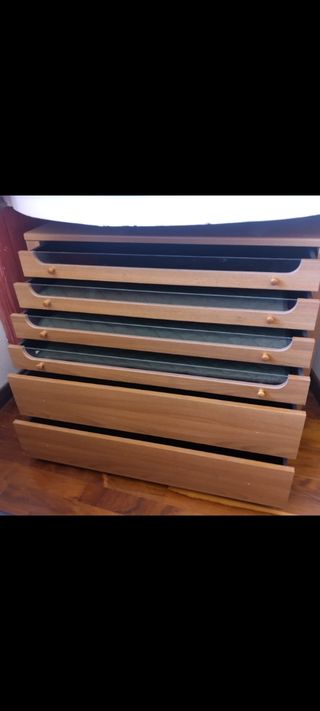 Mobile in legno
