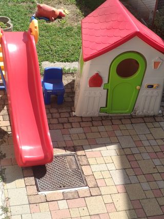 Casetta e scivolo CHICCO come nuovo