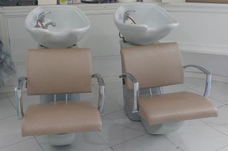 Coordinato 2 Lavaggi e 3 Poltrone per Parrucchiere