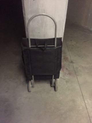 Carrellino per la spesa comodissimo e capiente