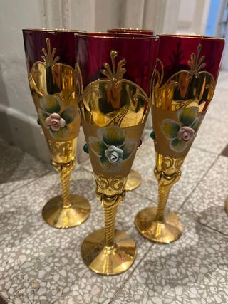 Raffinato set di bicchieri con brocca