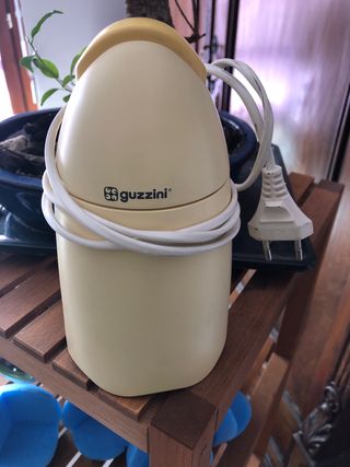 Grattugia formaggio aguzzìni