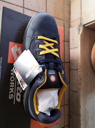 scarpa antinfortunistica