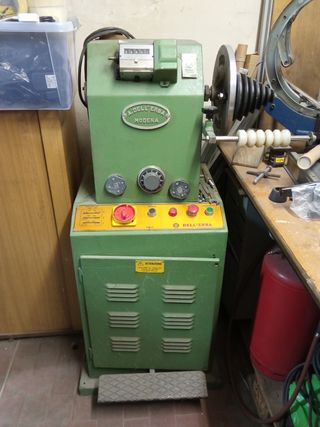 Avvolgitrice di matasse per motori elettrici