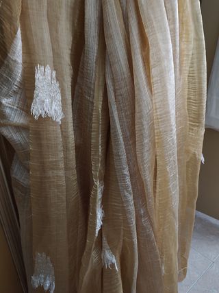 bellissima tenda gialla trasparente