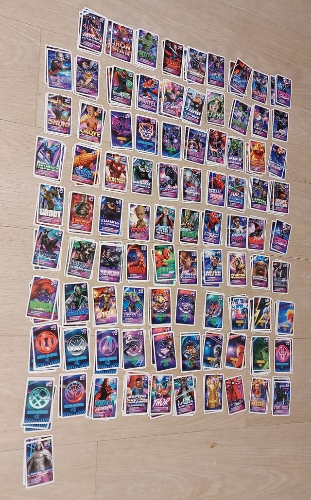 Colección completa cromos Marvel Carrefour de segunda mano por 8 EUR en Pamplona/Iruña en WALLAPOP