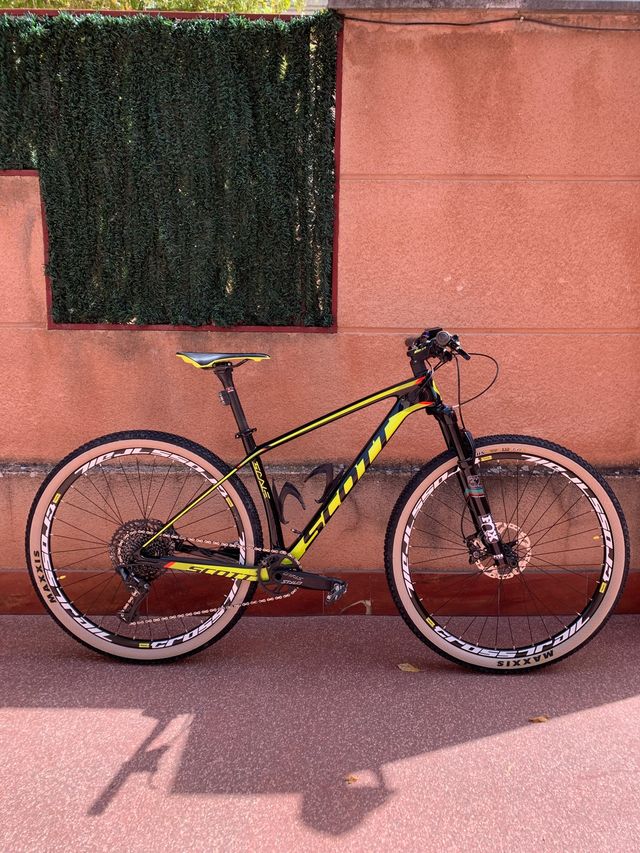 Scott scale 930 carbon de segunda mano por 1.500 EUR en Burgos en WALLAPOP Scott scale 930 carbon de segunda mano por 1.500 EUR en Burgos en WALLAPOP