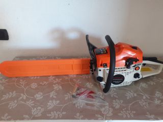 Motosega professionale