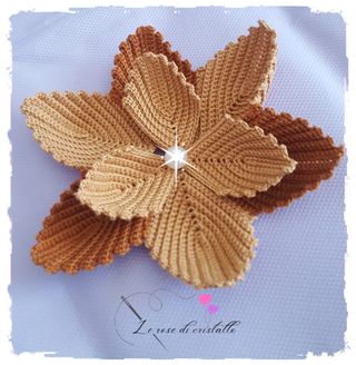 " Centrino con foglie d' autunno in 3D "