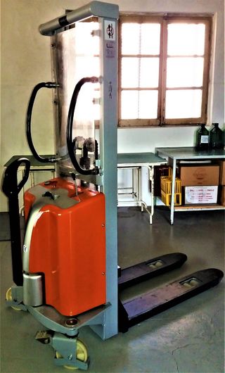 Carrello elevatore elettrico