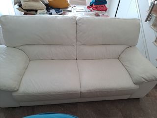 DIVANO TRE POSTI IN VERA PELLE