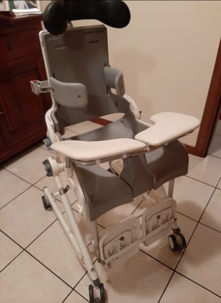 sedia per doccia basculante 