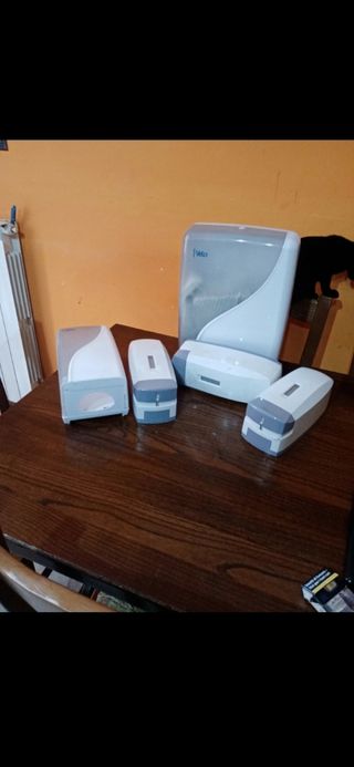espositori sapone e tovagliette