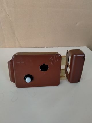 Serratura elettrica. FAMA