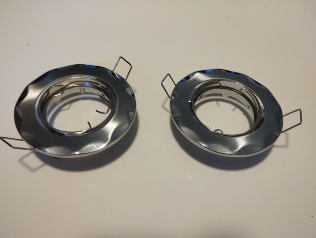 PORTA-HALOGENOS ALUMINO MATE de segunda mano por 2,5 EUR en Lorenzana ...