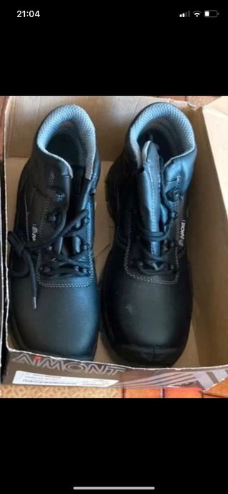Scarpe antinfortunistiche NUOVE
